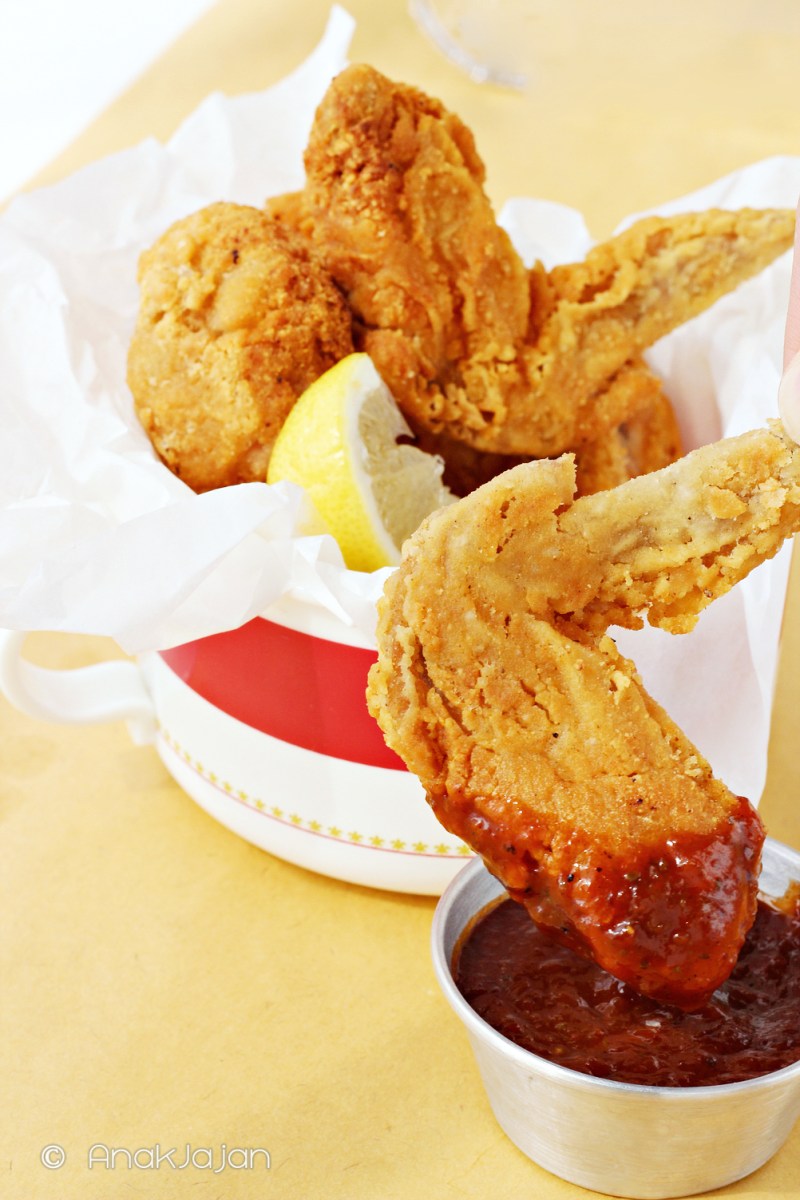 RECIPE: Crispy Chicken Wings with Thai Basil Chilli | ANAKJAJAN.COM