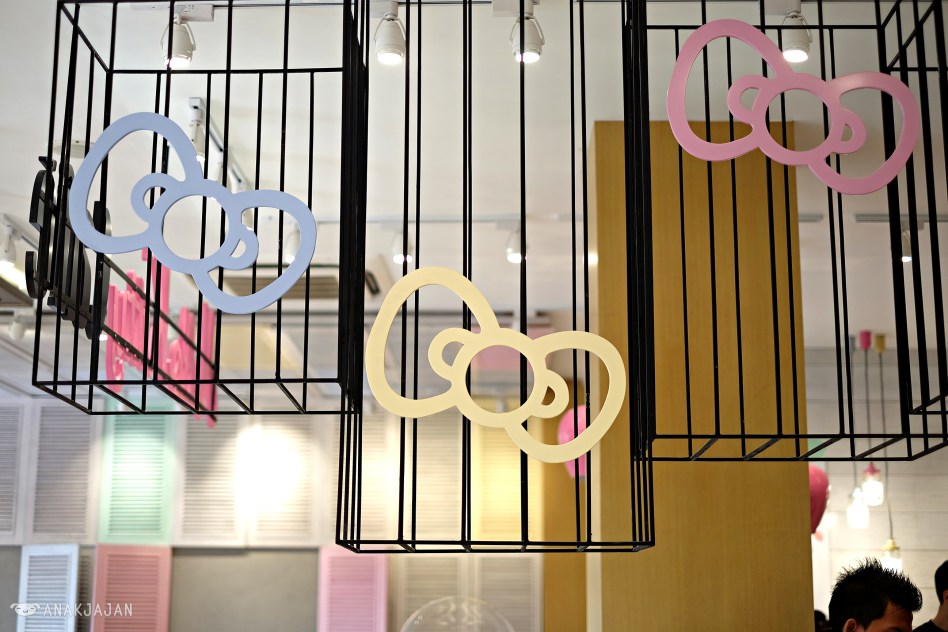 HELLO KITTY CAFE – PIK, Jakarta | ANAKJAJAN.COM