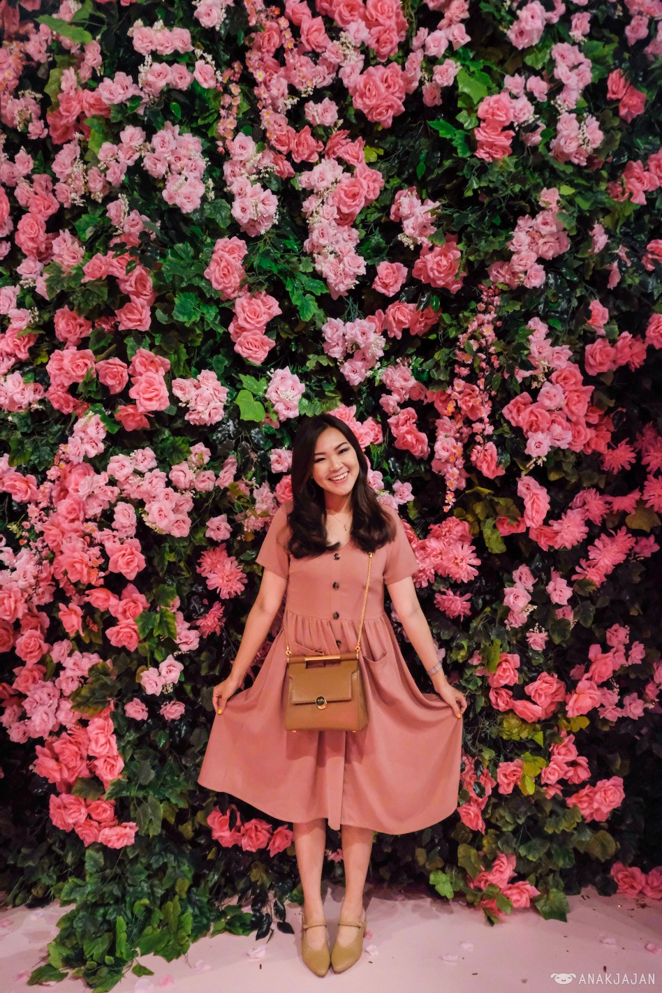 HALUU WORLD – Plaza Indonesia | ANAKJAJAN.COM